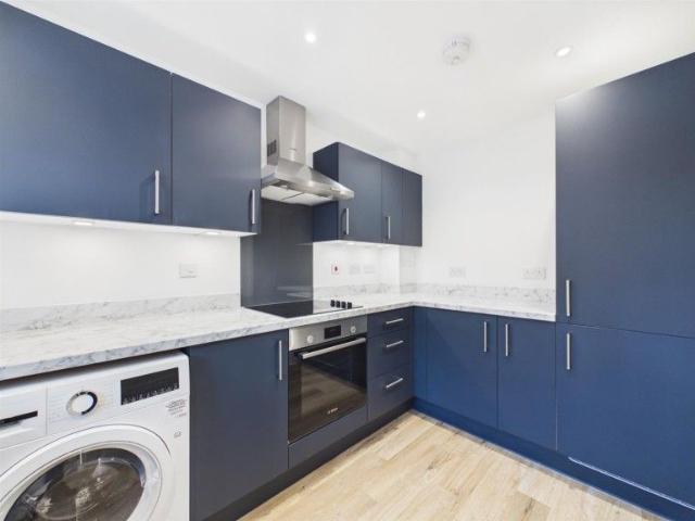 2 BED House