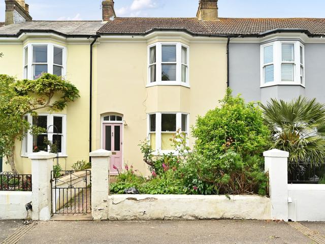 2 bed house