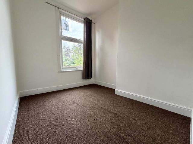 2 Bed House