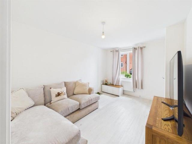 2 BED House
