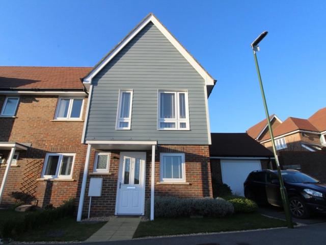 2 Bed House To Let