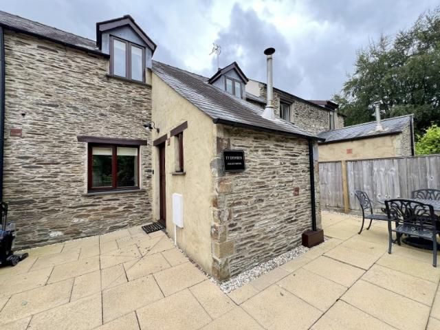 2 bed House To Let