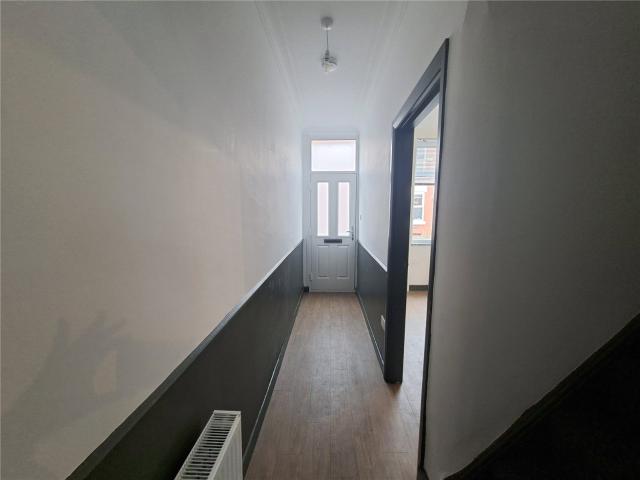 2 bed house to let in Manchester