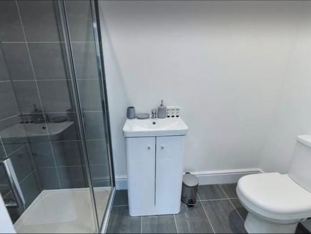 2 bed house to rent in Dovecote Lane, Beeston