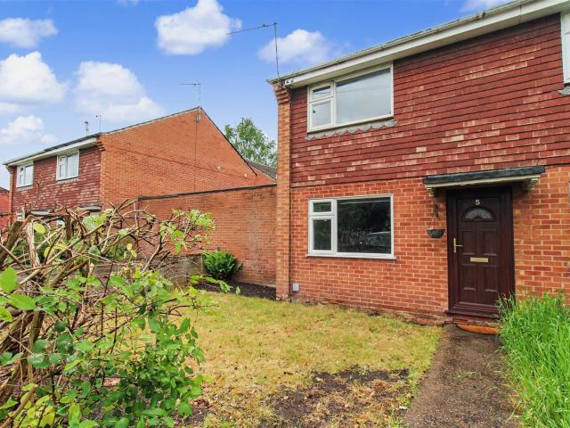 2 bed house to rent in Roxley Court, Beeston, Nottingham