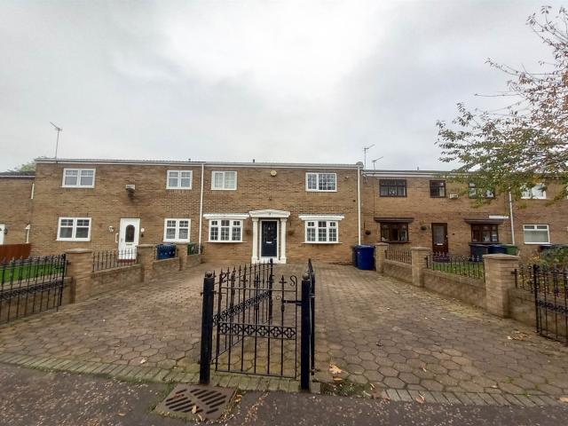 2 bed house to rent in Snowdon Grove, West Boldon, NE36