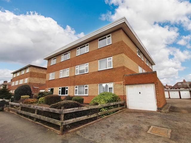2 bed house to rent in Westmaner Court, Beeston, Nottingham