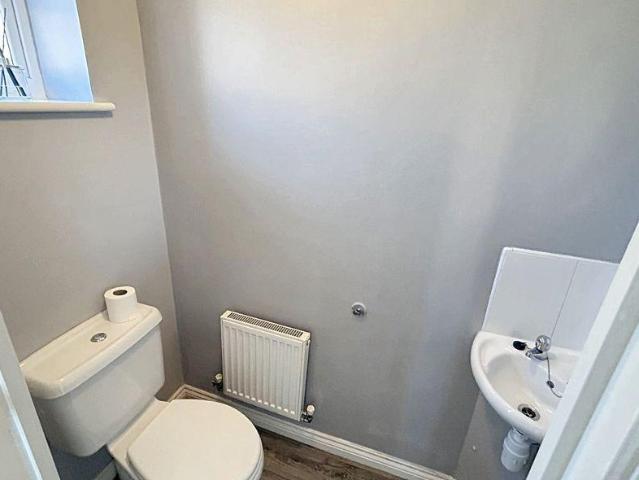 2 bed house to rent