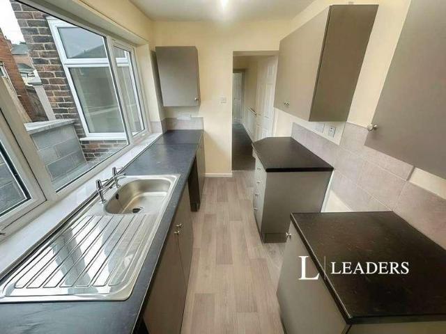 2 bed house to rent