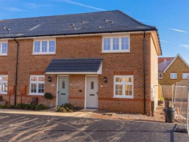 2 bed house to rent
