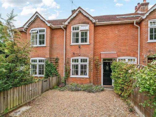 2 bed house to rent