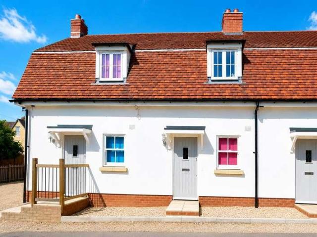 2 bed house to rent