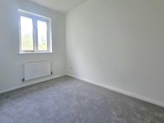 2 bed house to rent