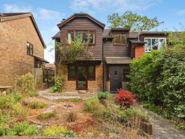 2 bed house to rent
