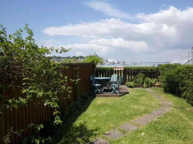 2 bed house to rent
