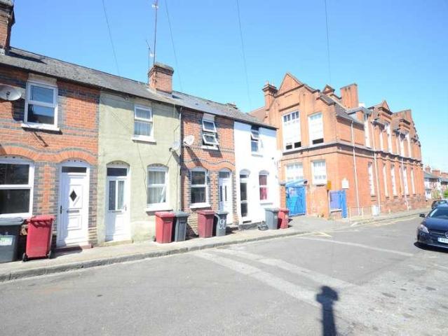 2 bed house to rent