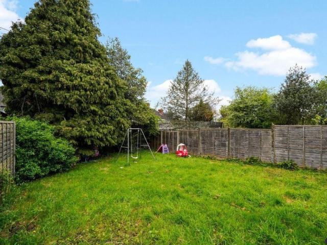 2 bed house to rent