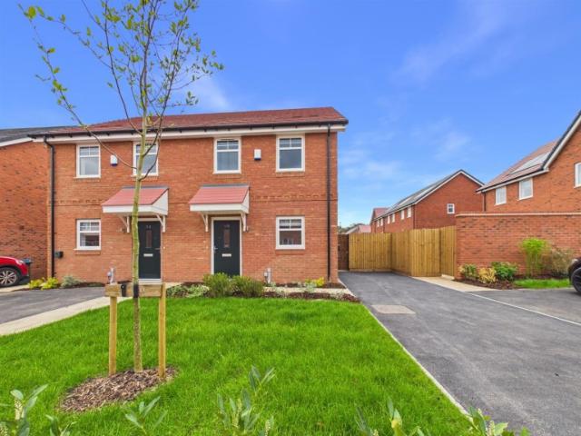 2 BED House To rent