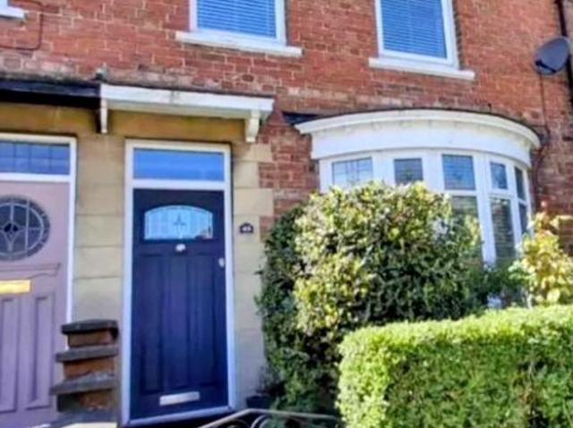 2 bed house to rent
