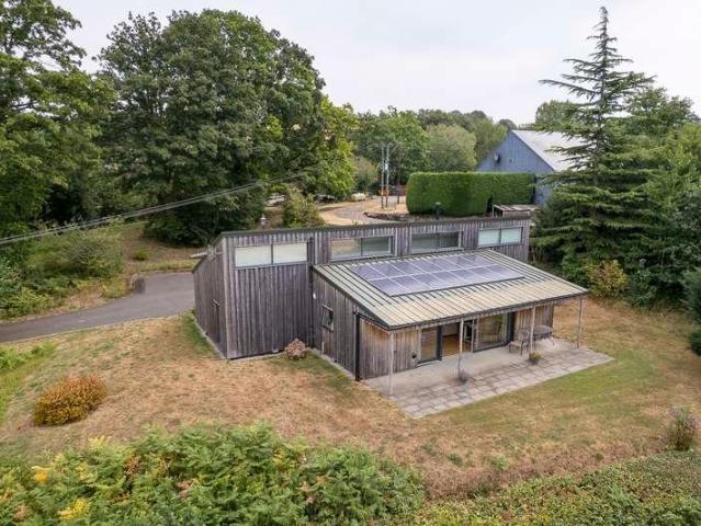 2 bed house to rent