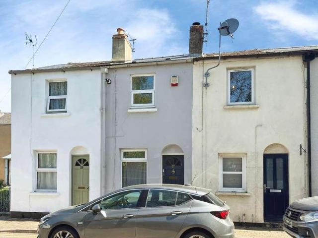 2 bed house to rent