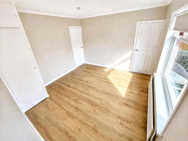 2 bed house to rent