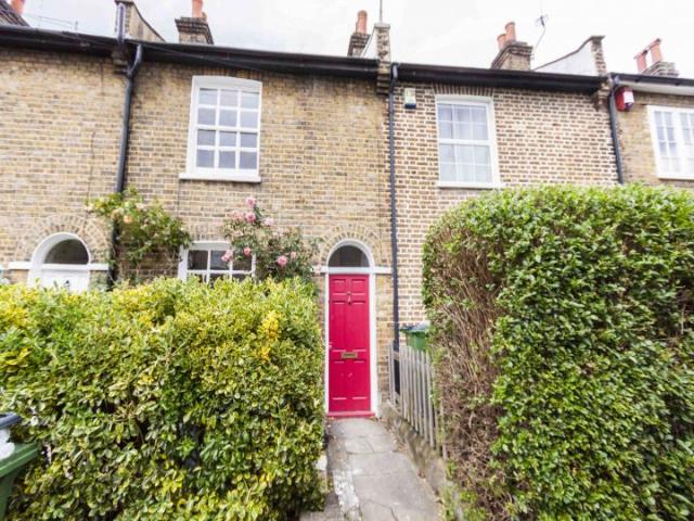 2 bed house walnut tree road greenwich se10 truepenny's