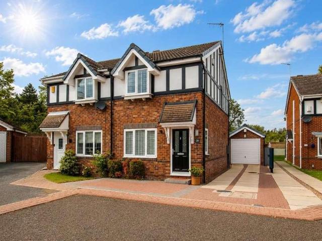 2 bed house for sale