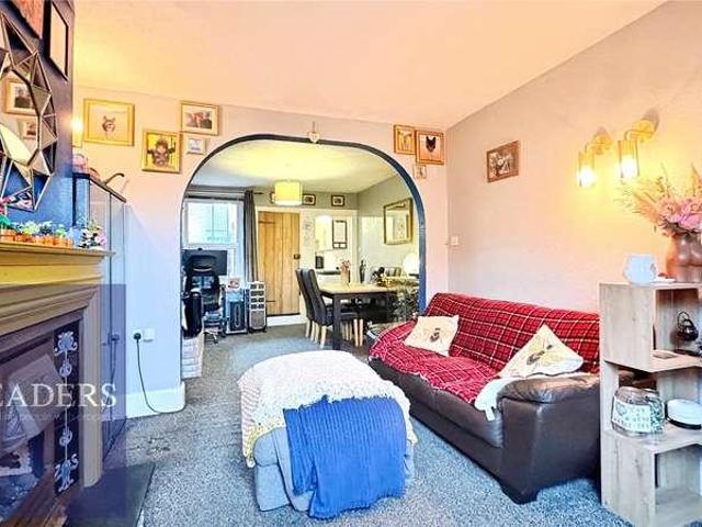 2 bed house for sale