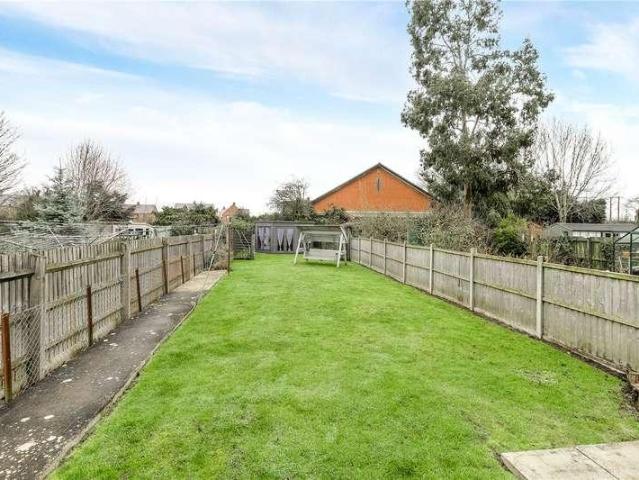 2 bed house for sale