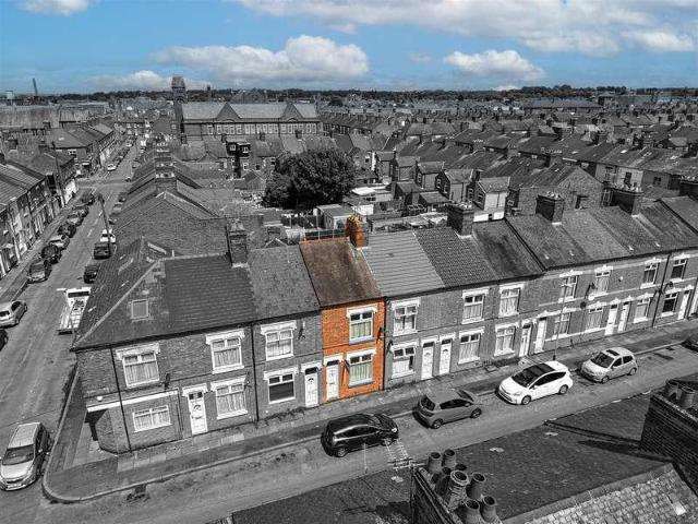 2 bed house for sale