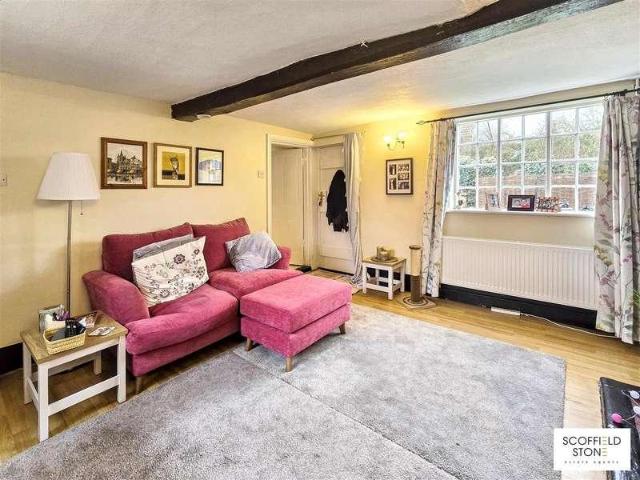 2 bed house for sale