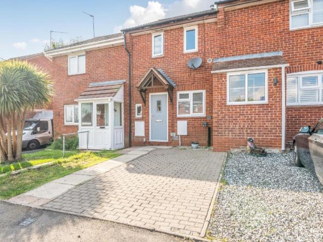 2 bed house for sale