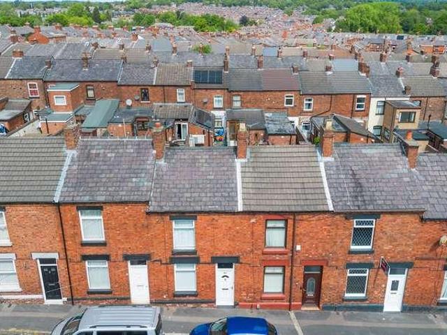 2 bed house for sale