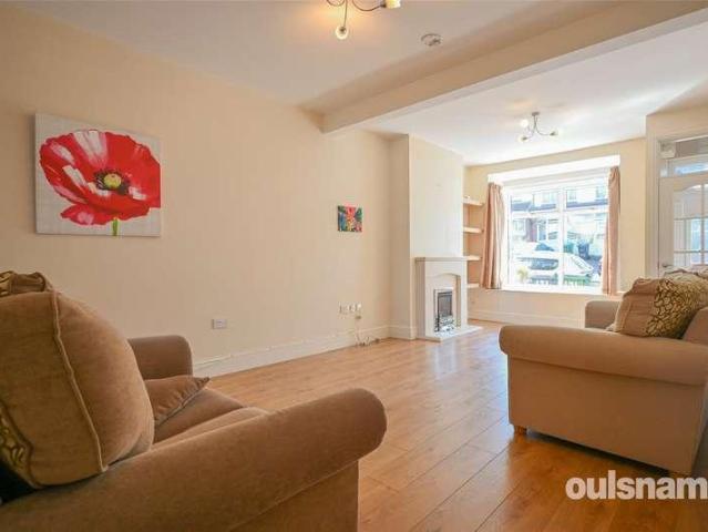 2 bed house for sale