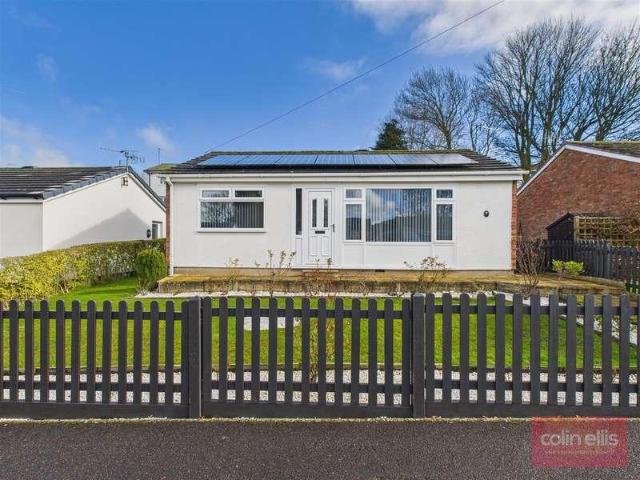 2 bed house for sale