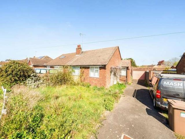 2 bed house for sale