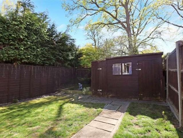 2 bed house for sale