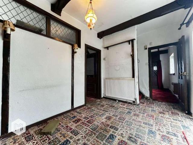 2 bed house for sale