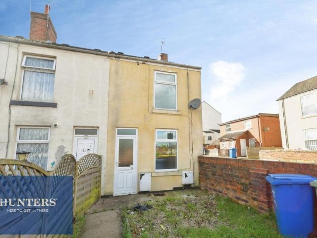 2 bed house for sale