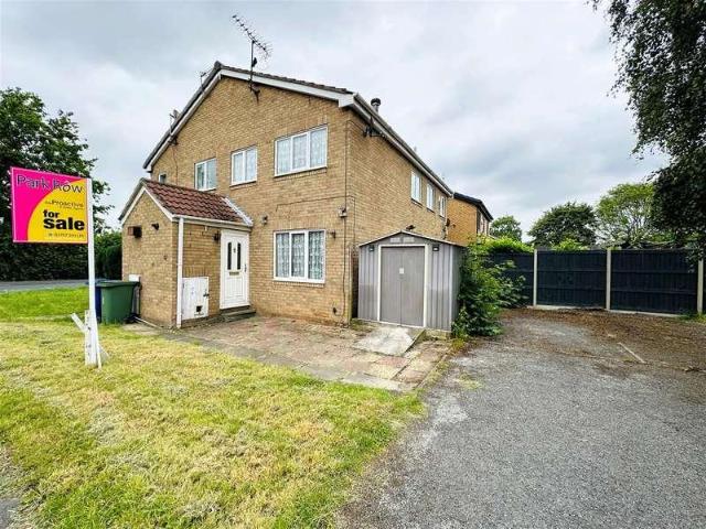 2 bed house for sale