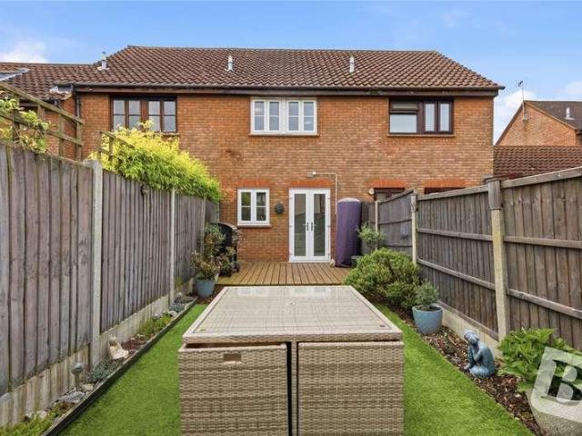 2 bed house for sale