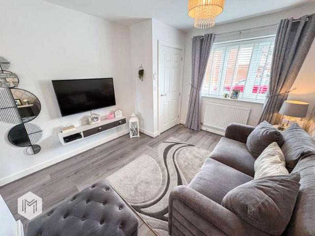 2 bed house for sale