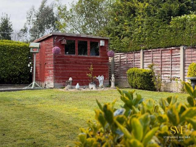 2 bed house for sale