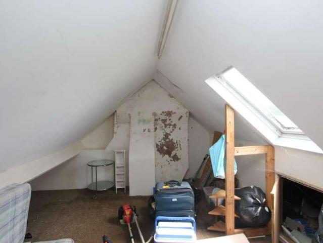 2 bed house for sale