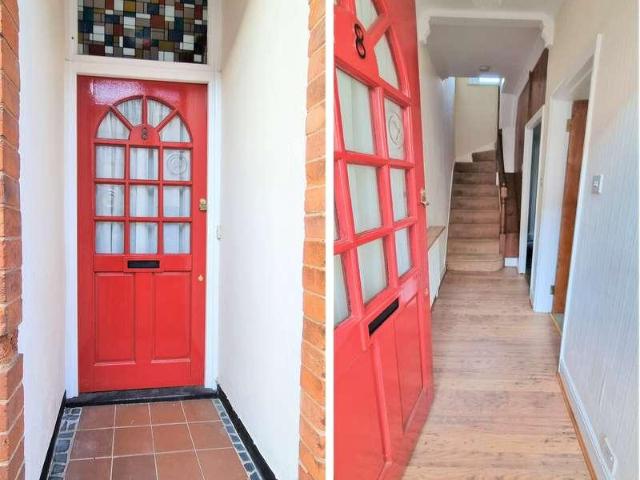 2 bed house for sale