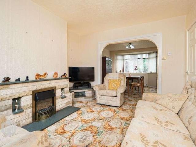 2 bed house for sale