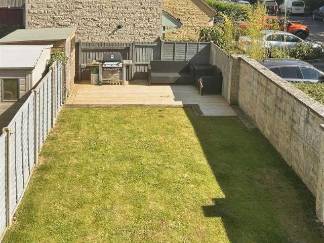 2 bed house for sale