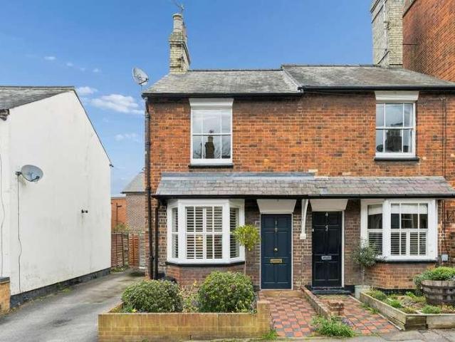 2 bed house for sale