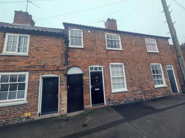2 bed house for sale